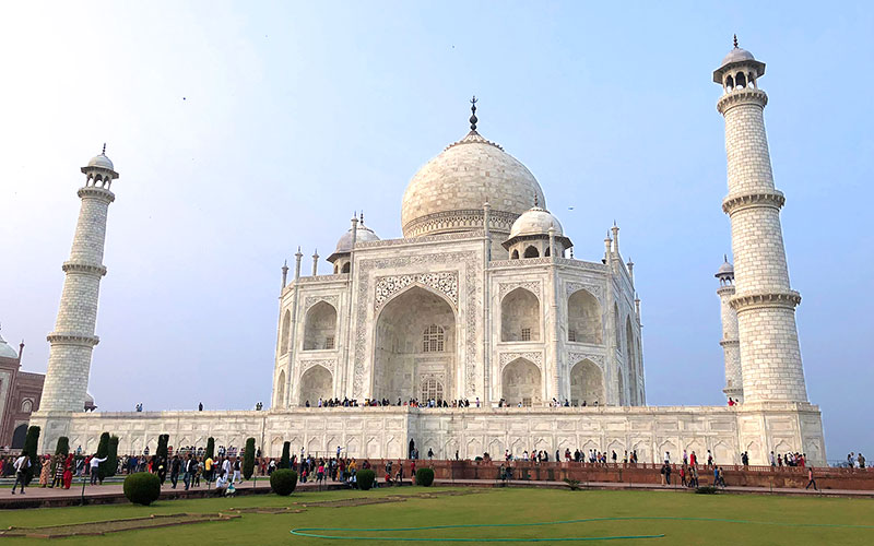 Agra Photos: Pictures of Taj Mahal, Tourist Sites, People
